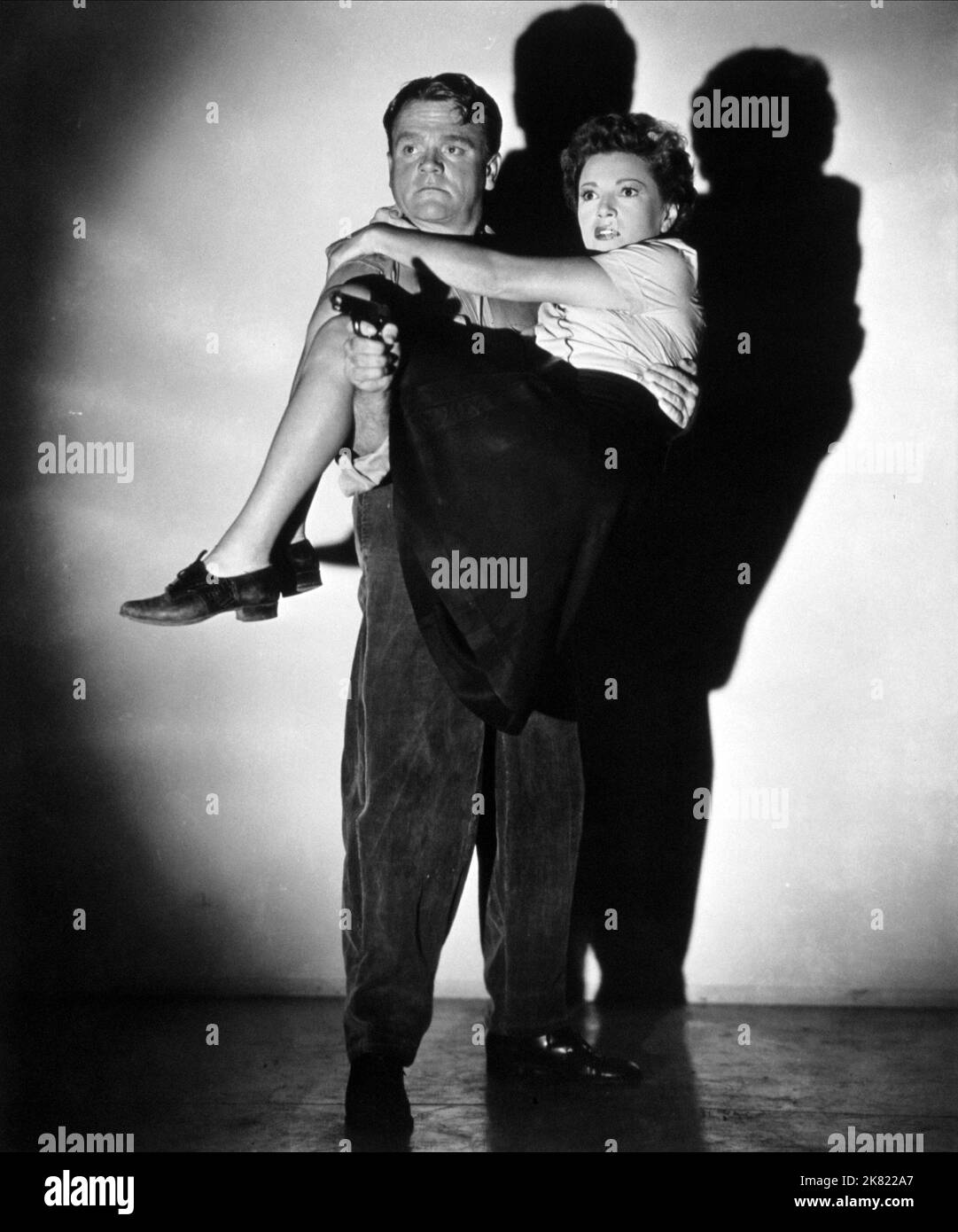 James Cagney & Annabella Film: 13 Rue Madeleine (1947) Characters ...