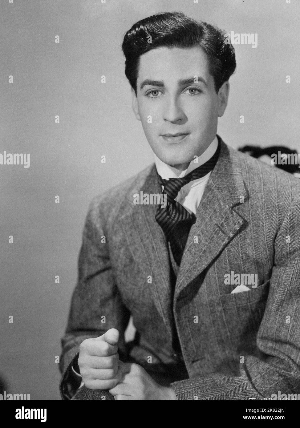 Dermot Walsh Film Hungry Hill (1947) Characters: Wild Johnnie Brodrick ...