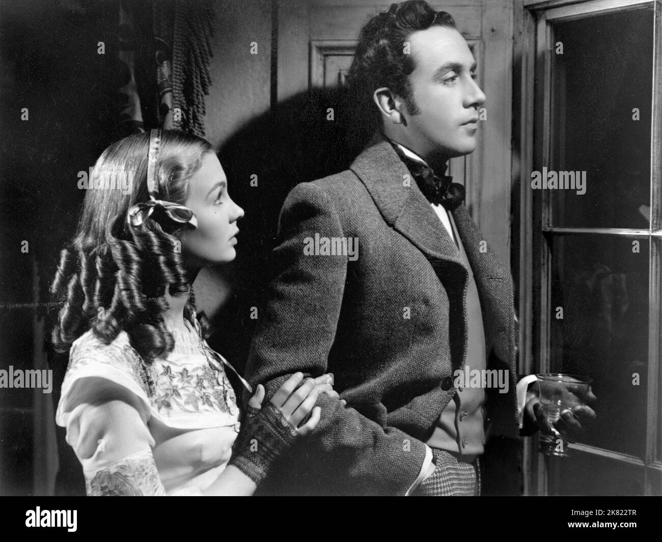 Jean Simmons & Dennis Price Film Hungry Hill (1948) Characters: Jane ...