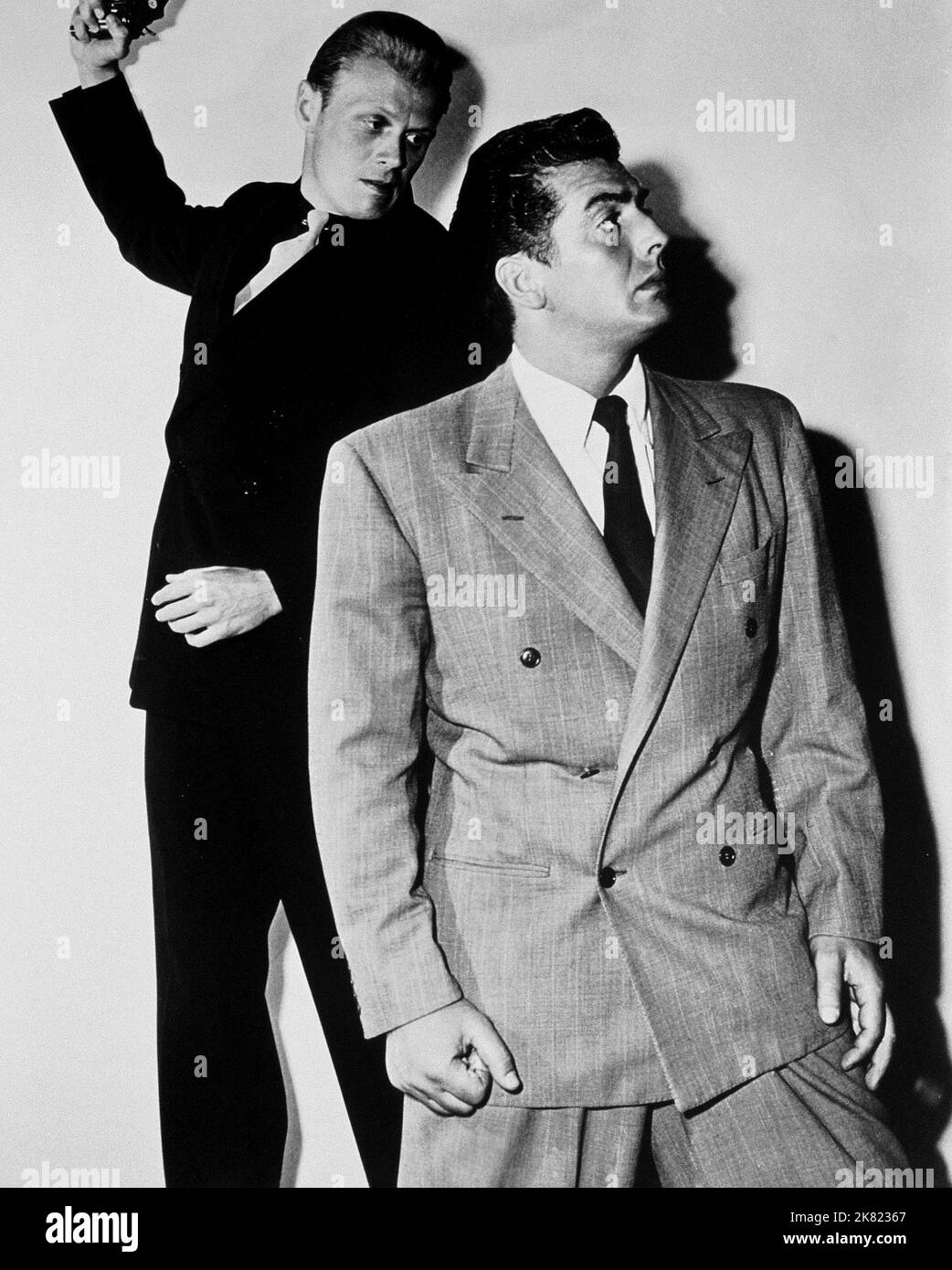 Richard Widmark & Victor Mature Film: Kiss Of Death (1947) Characters ...