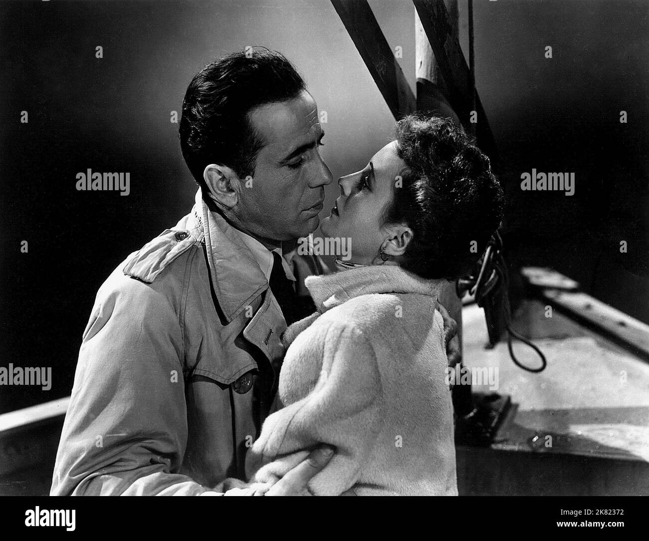 Humphrey Bogart & Mary Astor Film: Across The Pacific (1949) Characters ...