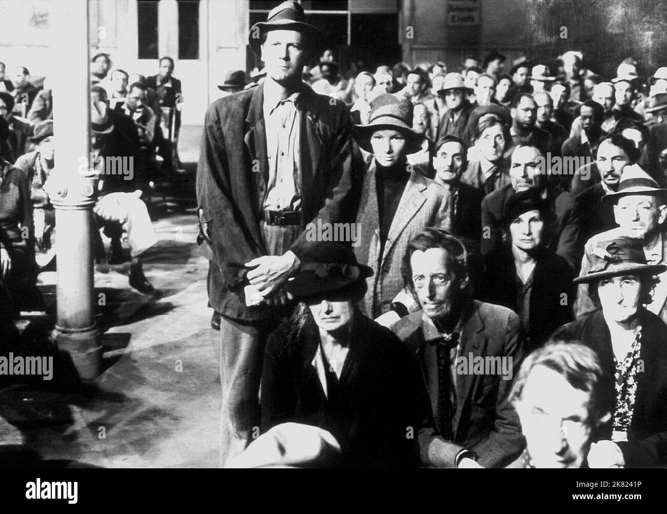 Joel Mccrea & Veronica Lake Film: Sullivan'S Travels (1941) Director ...