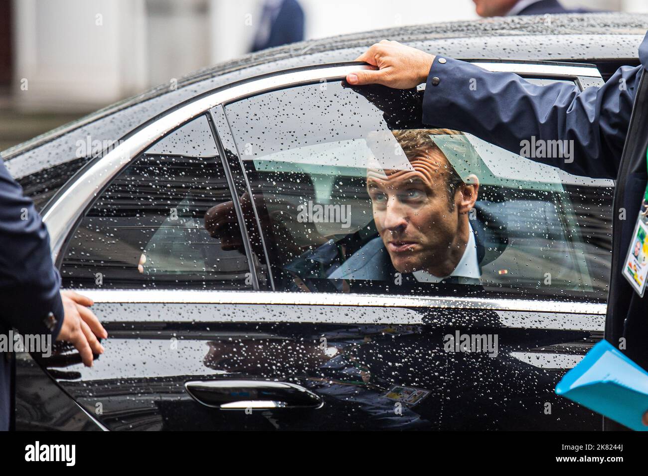 Emmanuel macron car hi-res stock photography and images - Alamy