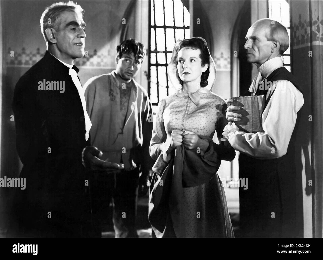 Boris Karloff, Robert Clarke, Anna Lee & Ian Wolfe Film: Bedlam (1944 ...