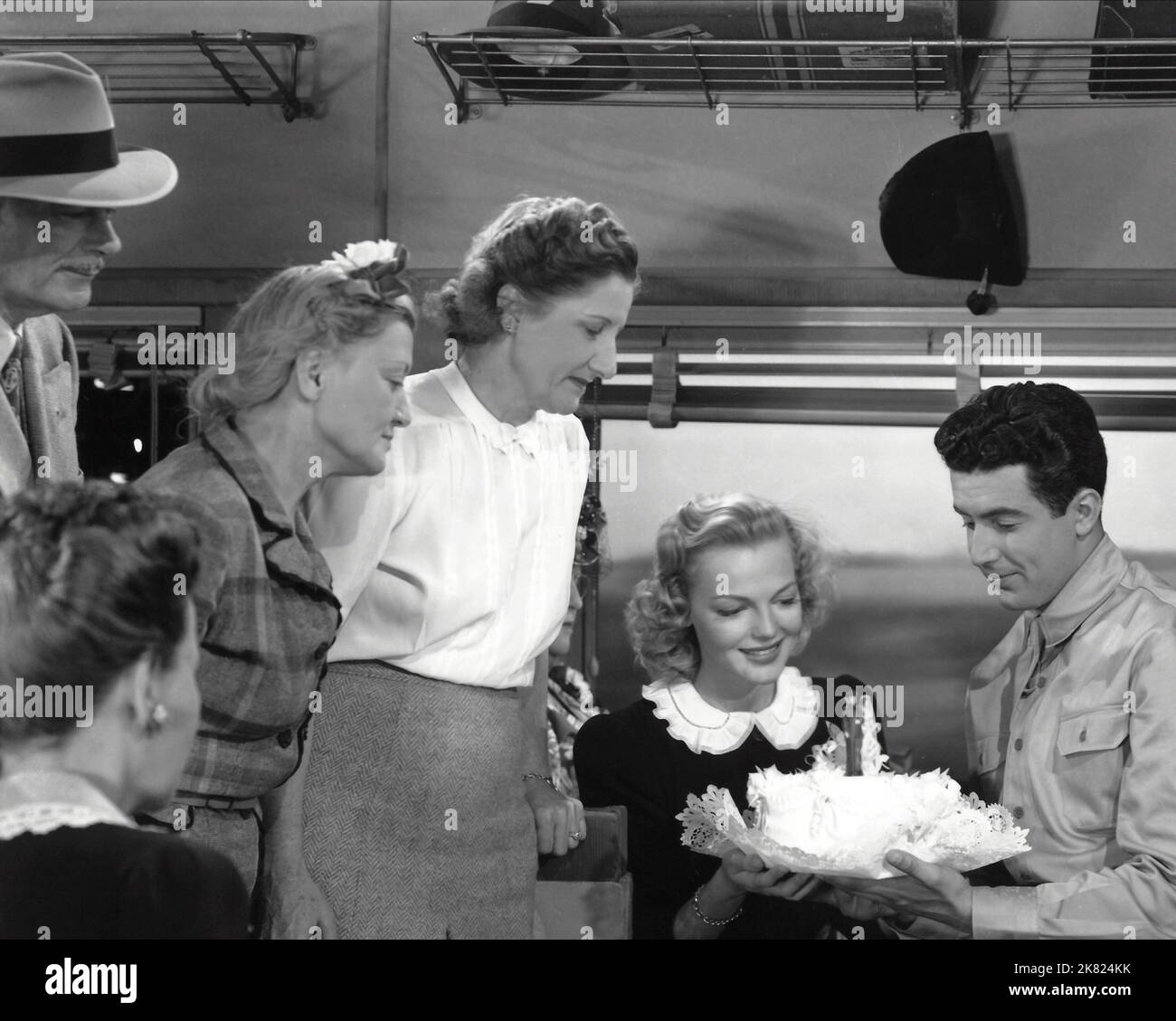 Elyse Knox & Rick Vallin Film Army Wives (USA 1944) Characters: Jerry ...