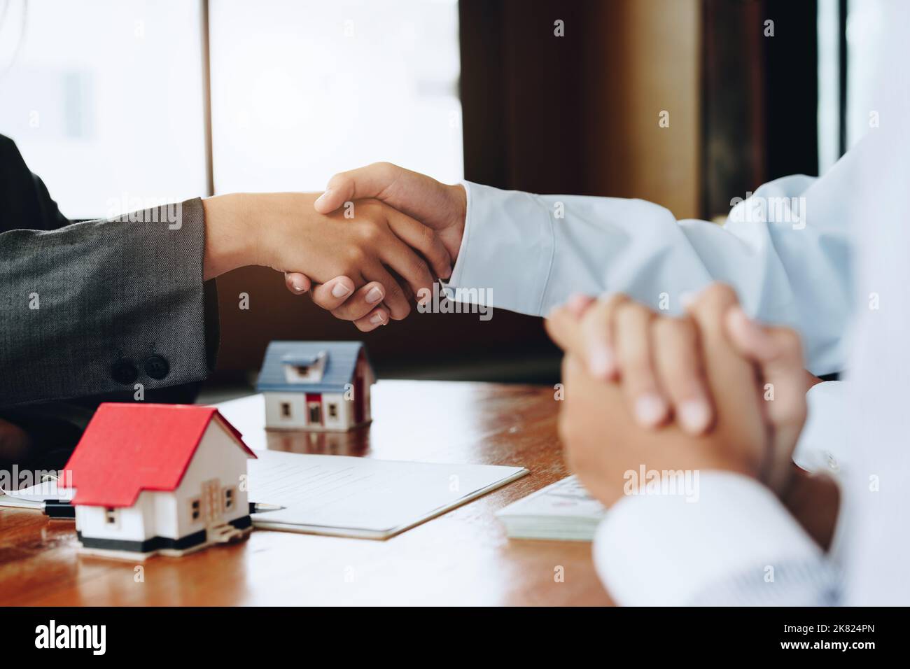 Estate documents hi-res stock photography and images - Alamy