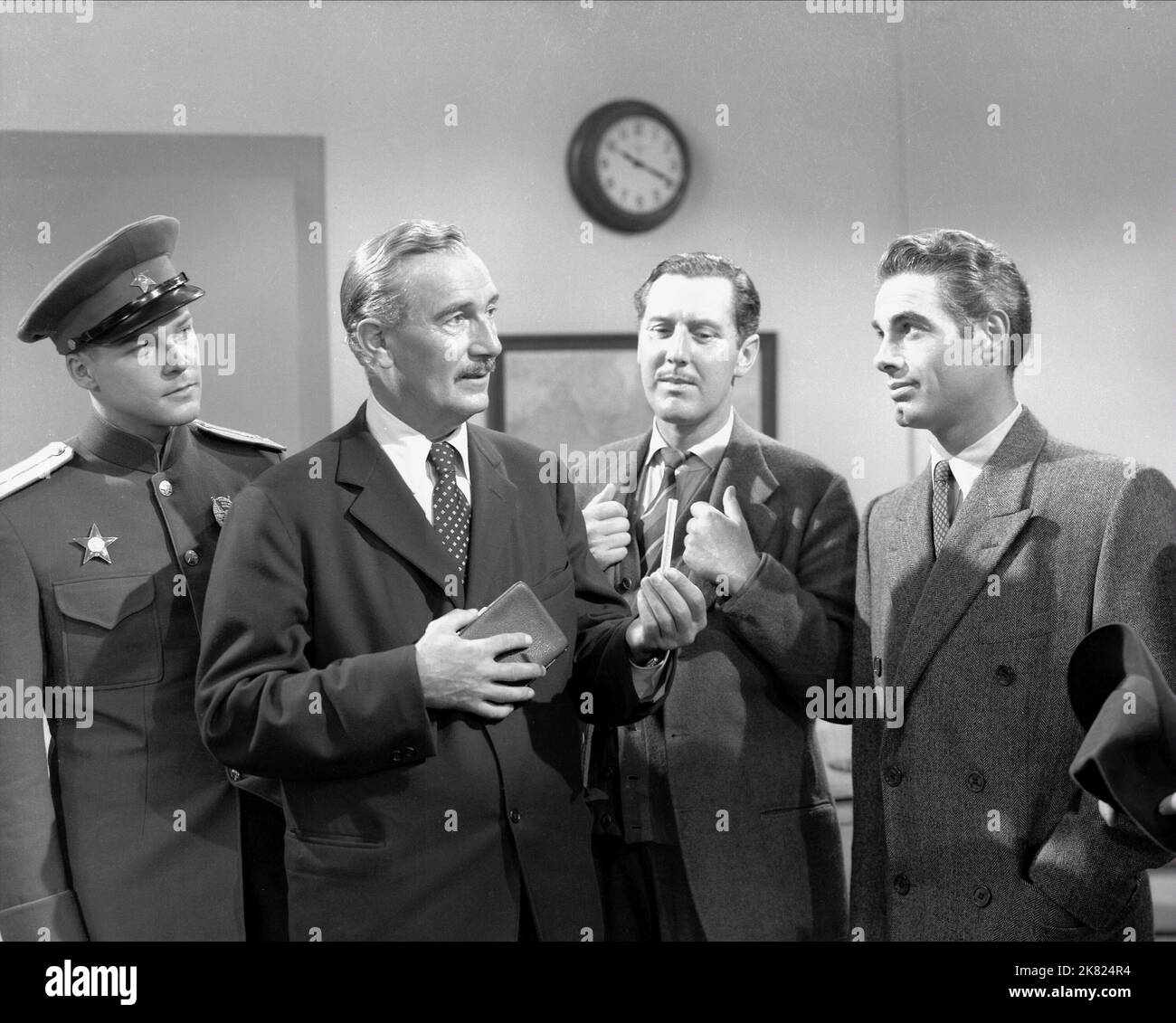 Paul Lukas, Robert Coote, Charles Korvin & Robert Ryan Film: Berlin ...
