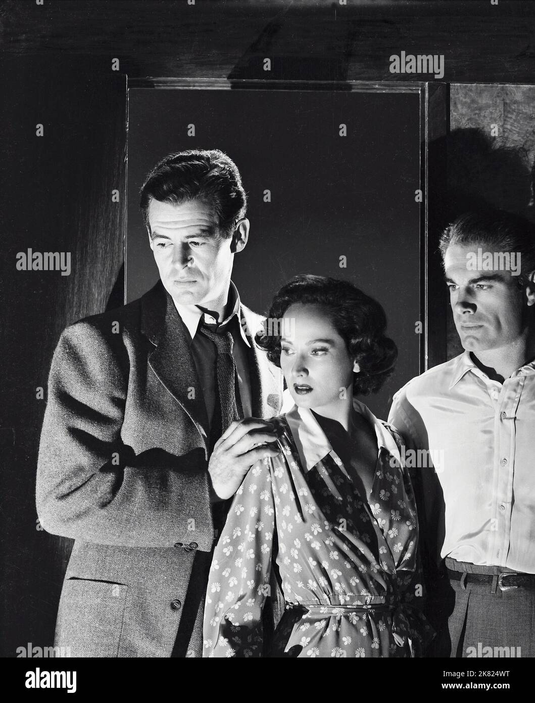 Robert Ryan, Merle Oberon & Charles Korvin Film Berlin Express (USA ...