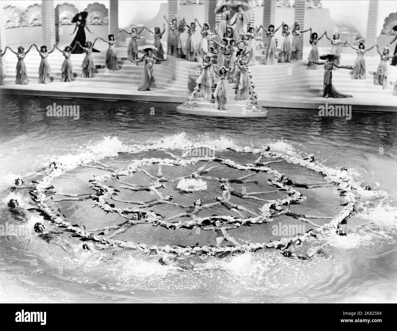 Synchronised Swimming Scene Film Bathing Beauty (USA 1944) Director ...