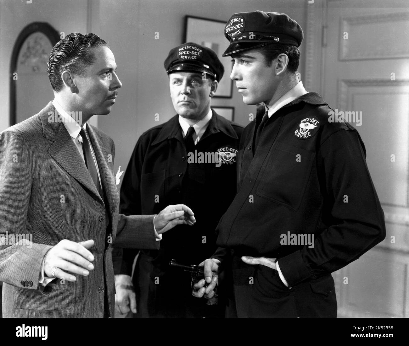Roger Pryor & Anthony Quinn Film Bullets For O'Hara (1941) Characters ...