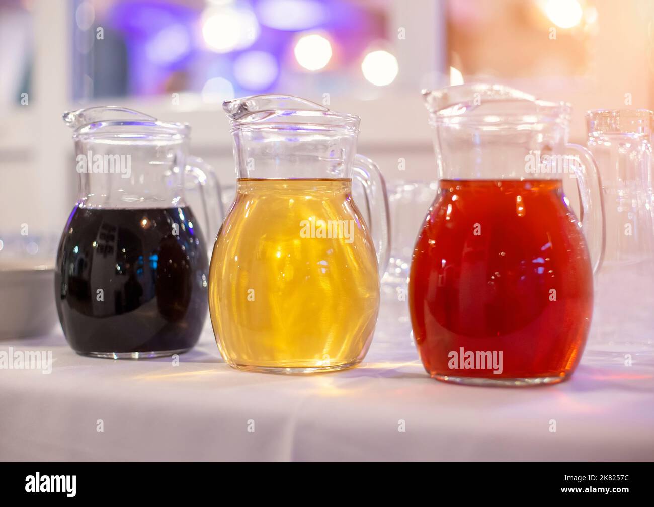 Lemonade jug glass full hi-res stock photography and images - Alamy