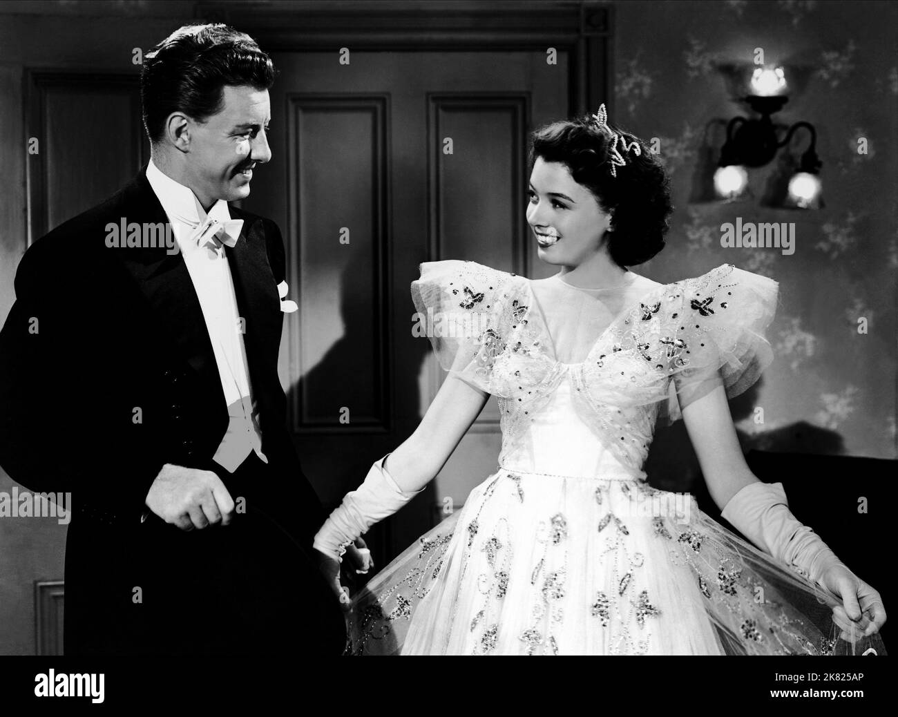 Frederick Brady & Jeff Donnell Film Dancing In Manhattan (1940 ...