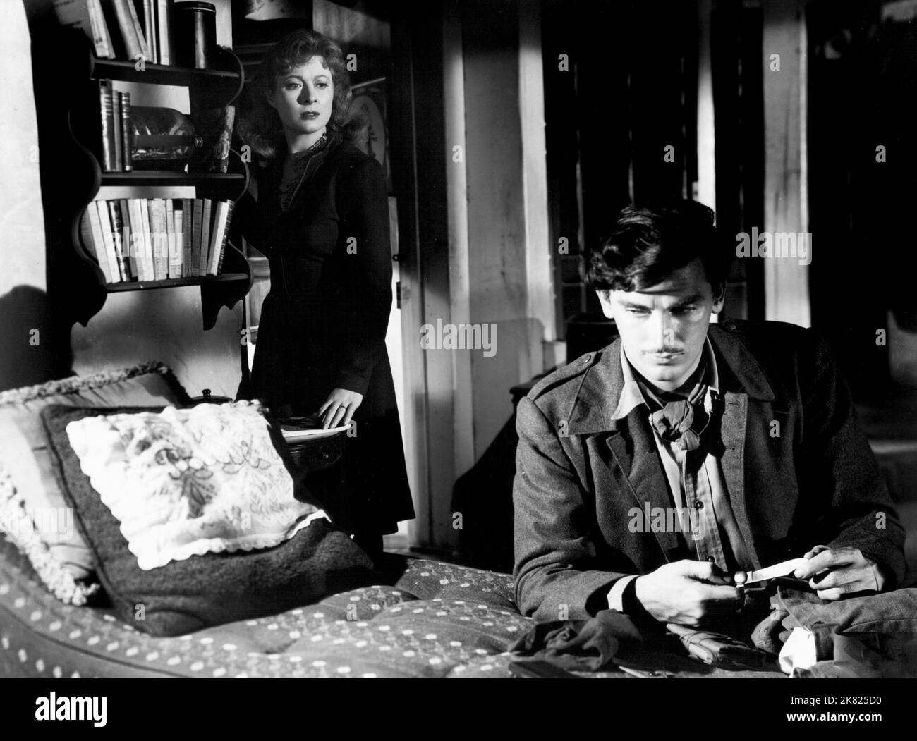 Greer Garson & Richard Hart Film: Desire Me (1947) Characters: Marise ...