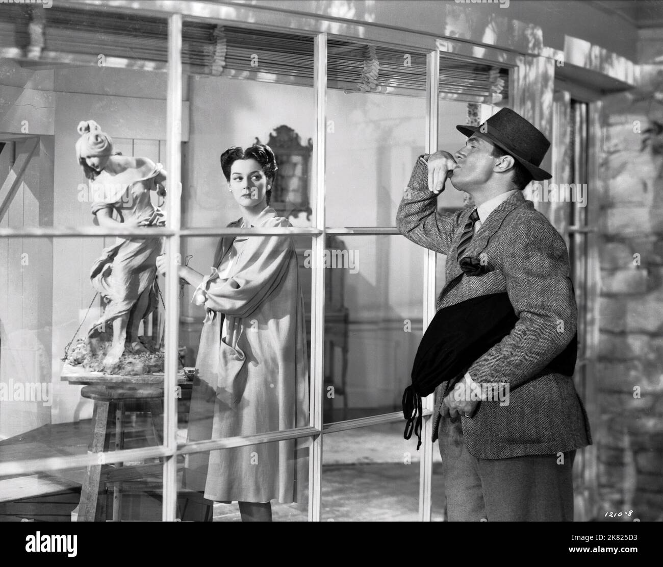Rosalind Russell & Walter Pidgeon Film Design For Scandal (USA 1941 ...