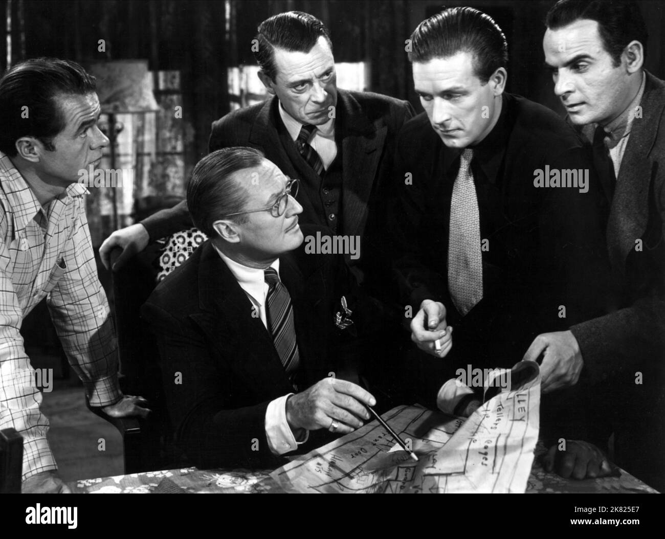 Elisha Cook Jr., Edmund Lowe, Eduardo Ciannelli, Lawrence Tierney & Marc Lawrence Film ...