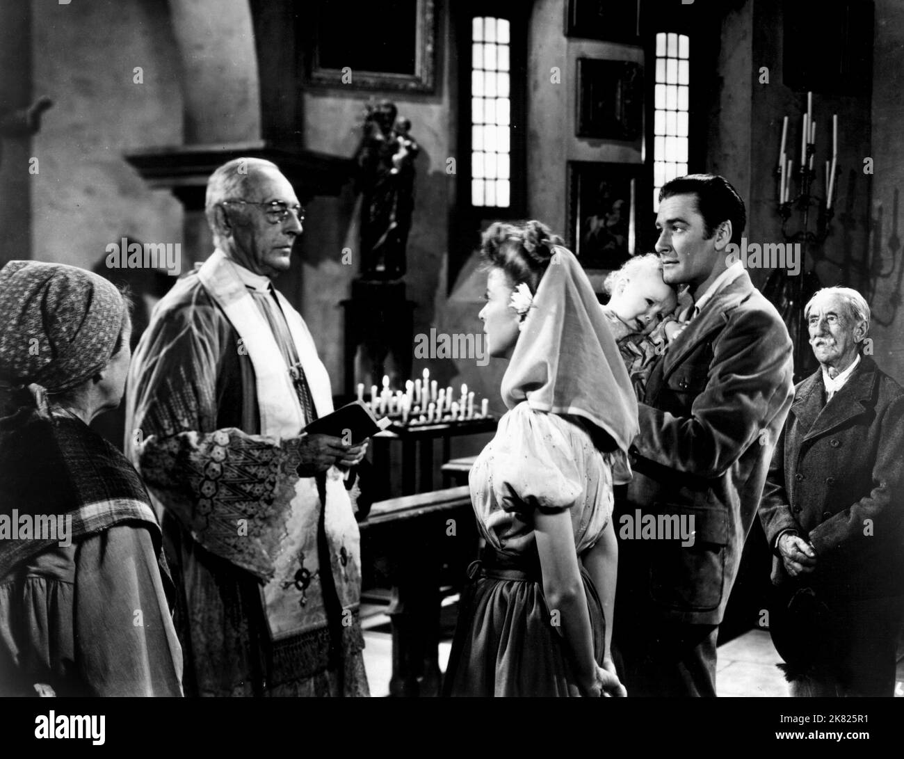 Ida Lupino & Errol Flynn Film Escape Me Never (USA 1947) Characters ...