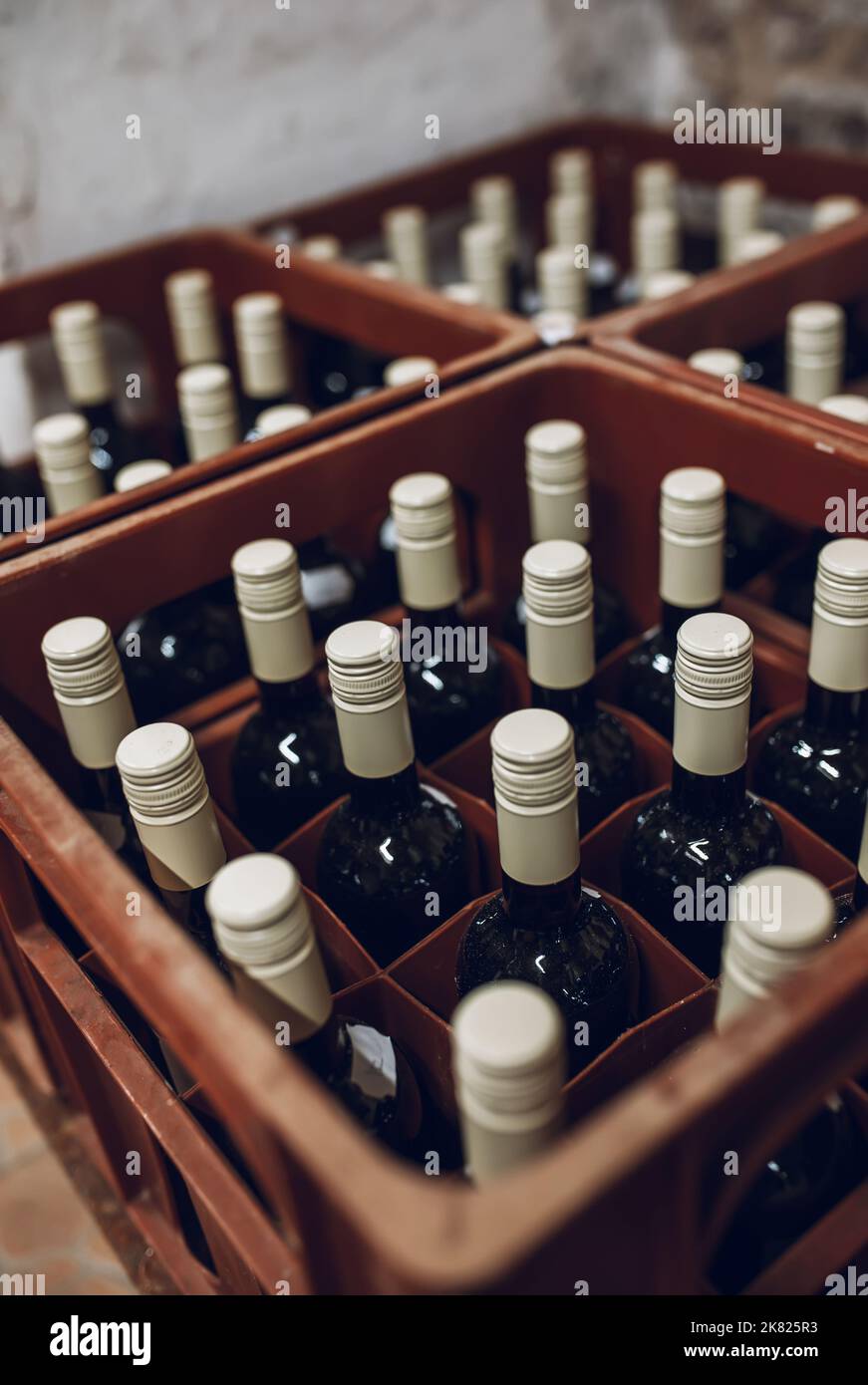 Glass industry stack warehouse hi-res stock photography and images - Alamy