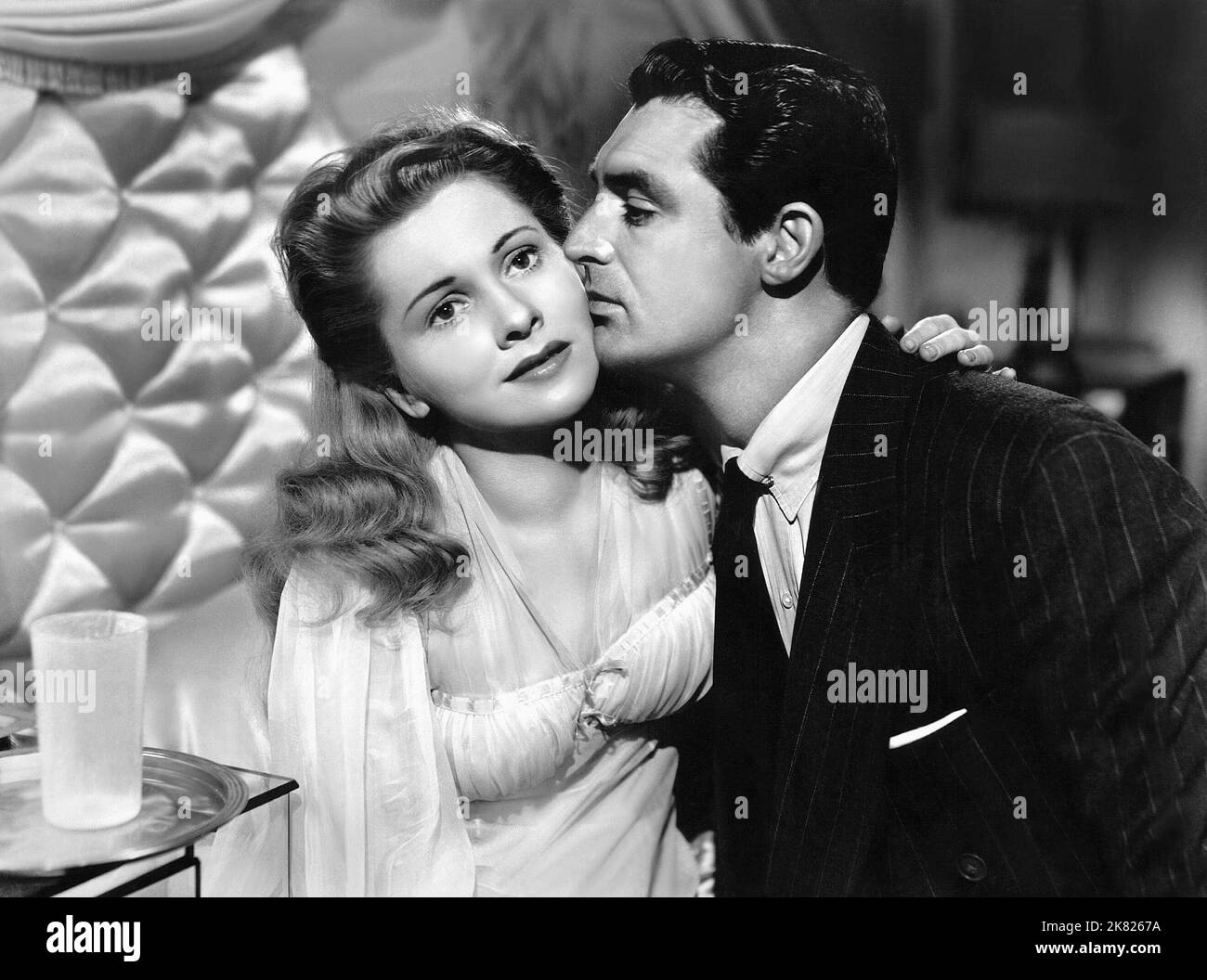 Joan Fontaine & Cary Grant Film Suspicion (1946) Characters: Lina ...