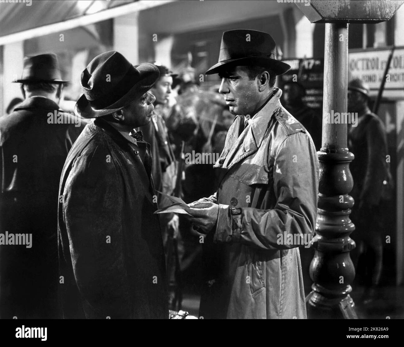 Dooley Wilson & Humphrey Bogart Film Casablanca (USA 1942) Characters ...