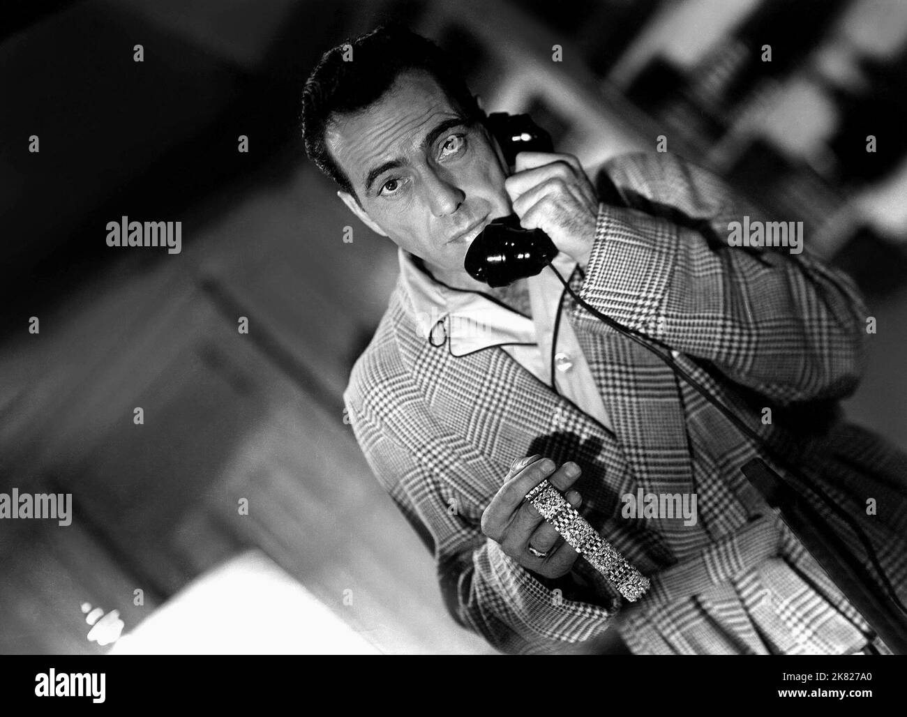 Humphrey Bogart Film: Conflict (1945) Characters: Richard Mason ...