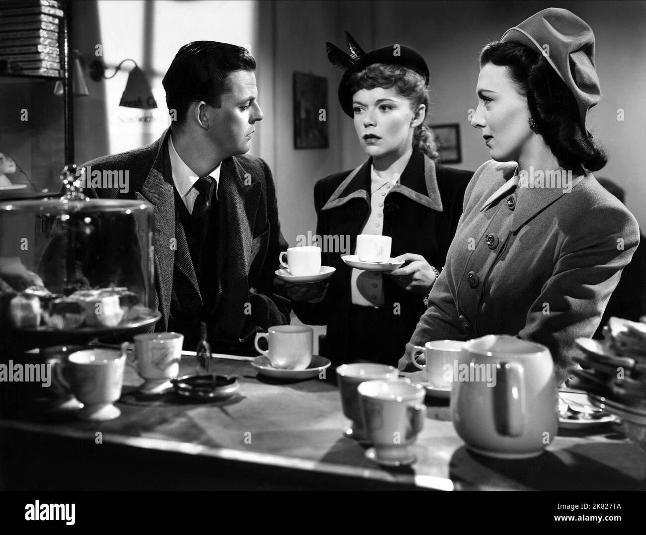 David Tomlinson, Brenda Bruce & Yvonne Owen Film: My Brother'S Keeper ...