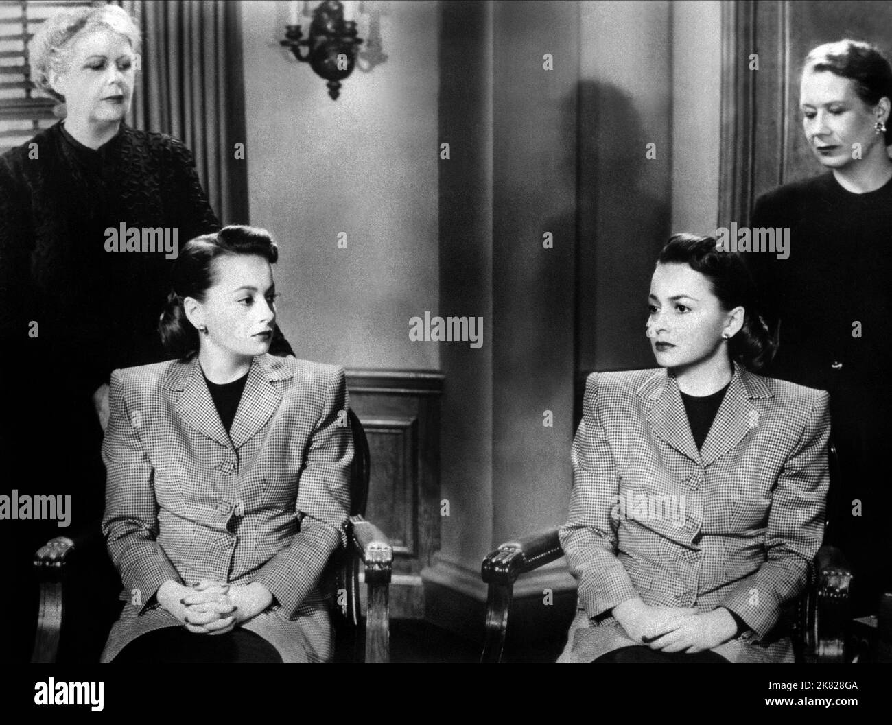 Olivia De Havilland Film: The Dark Mirror (USA 1946) Characters: Terry ...