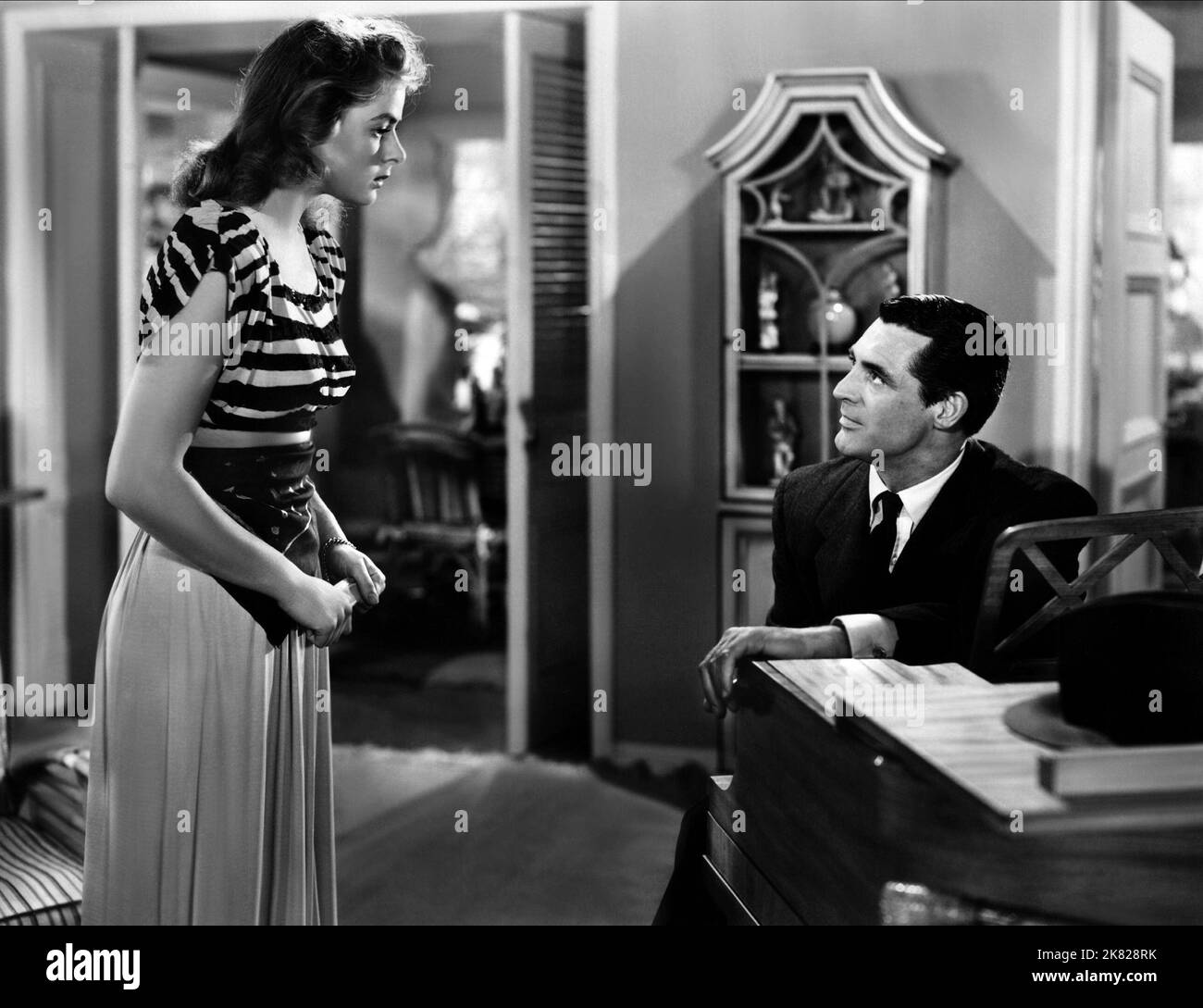Ingrid Bergman & Cary Grant Film Notorious (USA 1964) Characters ...