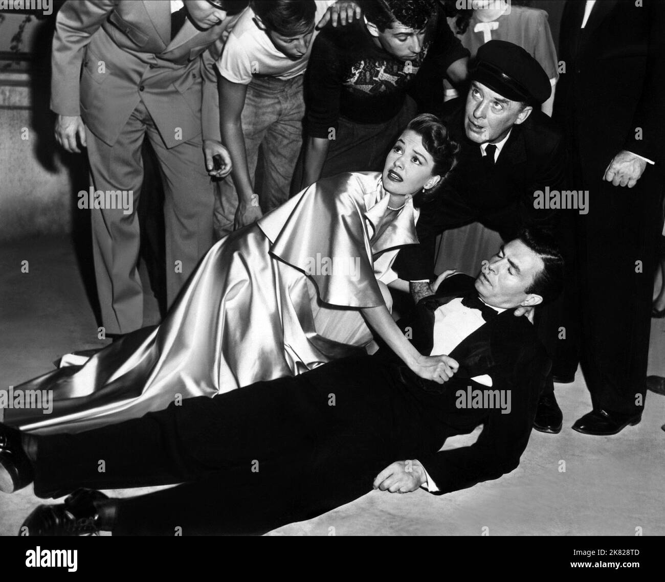 Cyd Charisse & James Mason Film: East Side, West Side (USA 1949 ...