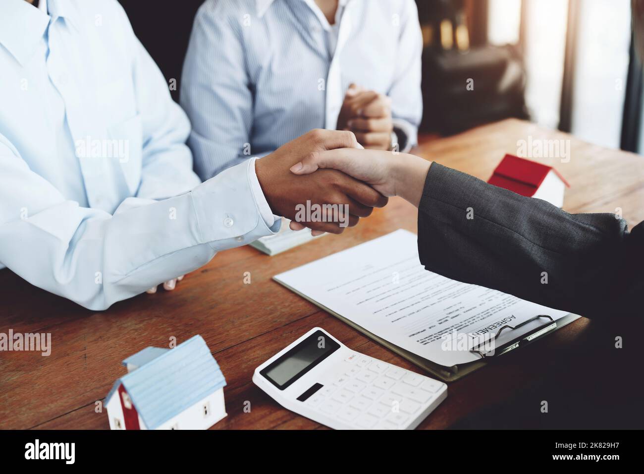 Real estate documents hi-res stock photography and images - Alamy