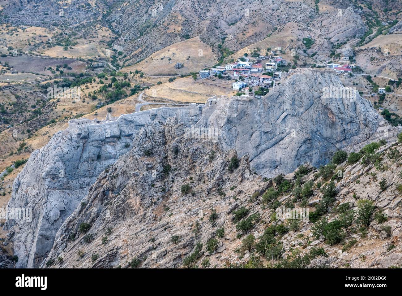 Built by the Commagene civilization, Kahta Castle fascinates visitors ...
