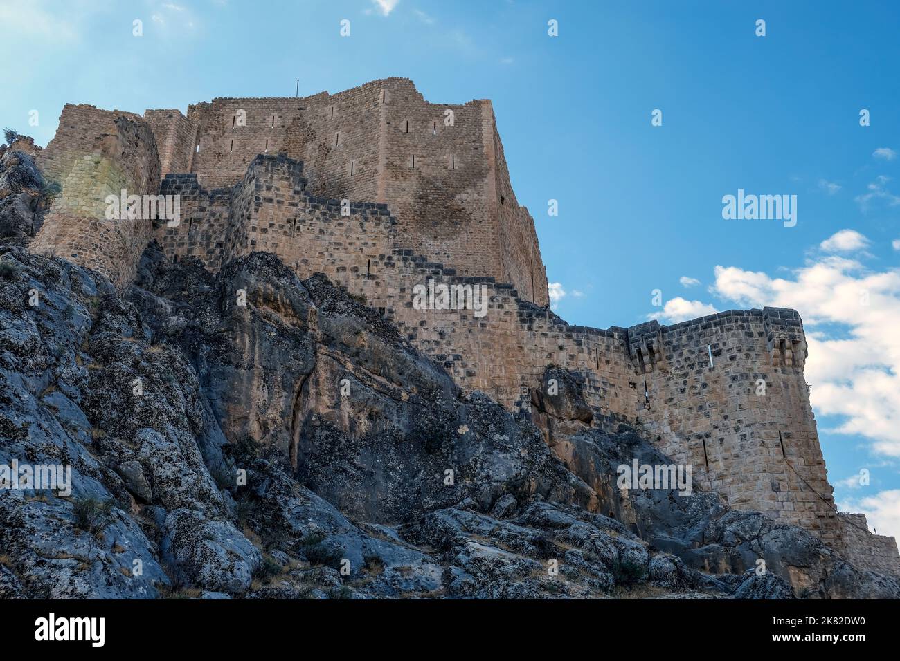 Built by the Commagene civilization, Kahta Castle fascinates visitors ...