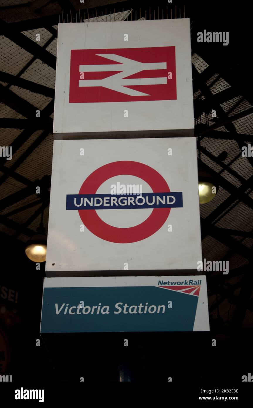Victoria Station, National Rail and Underground Sign, Victoria, London ...