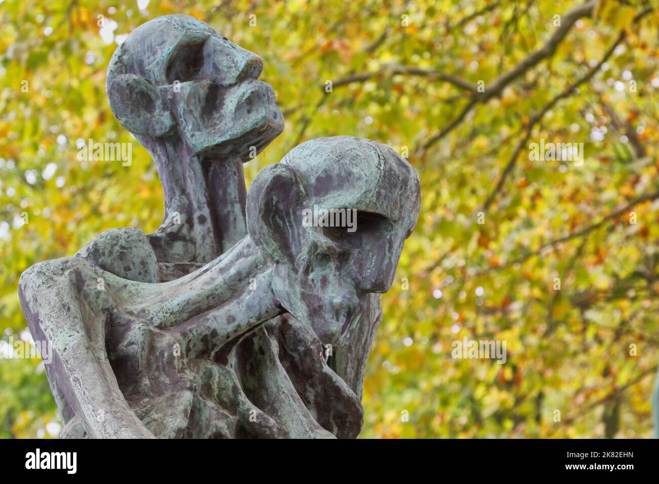 Memorial to the Deportees to Buchenwald-Dora concentration camp ...