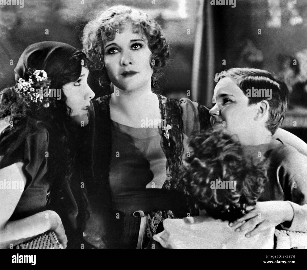Mary Brian, Esther Ralston & Jack Murphy Film: Peter Pan (1939 ...