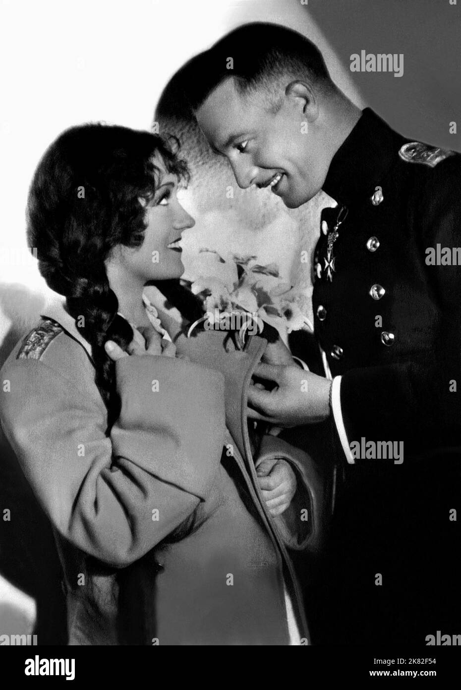 Gloria Swanson & Walter Byron Film Queen Kelly (1936) Characters: Kitty ...