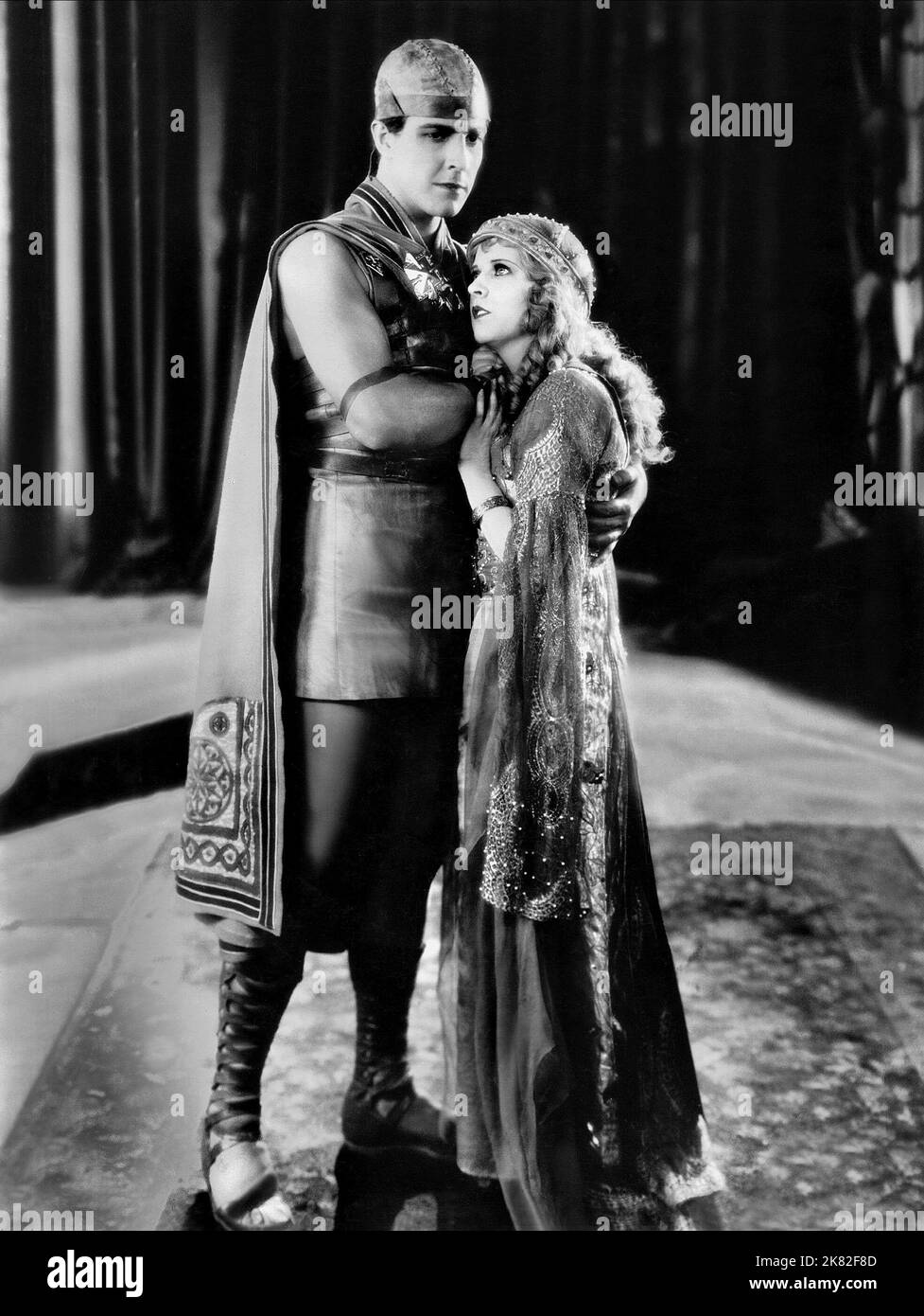 Ramon novarro 1920s hi-res stock photography and images - Alamy