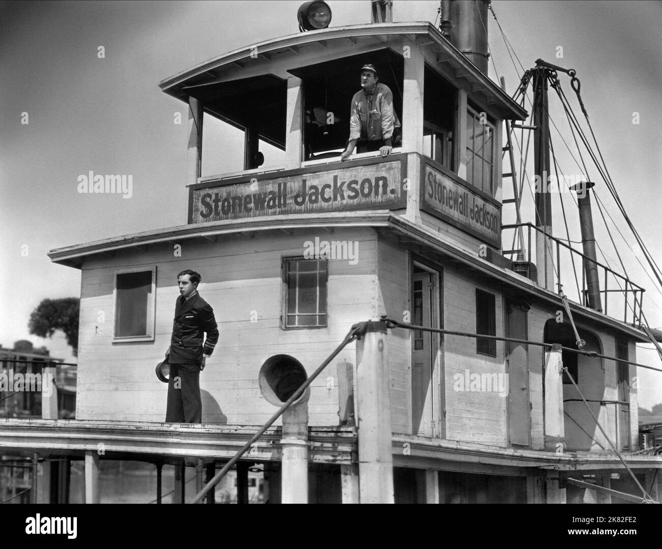 Buster Keaton & Ernest Torrence Film: Steamboat Bill, Jr. (1928 ...