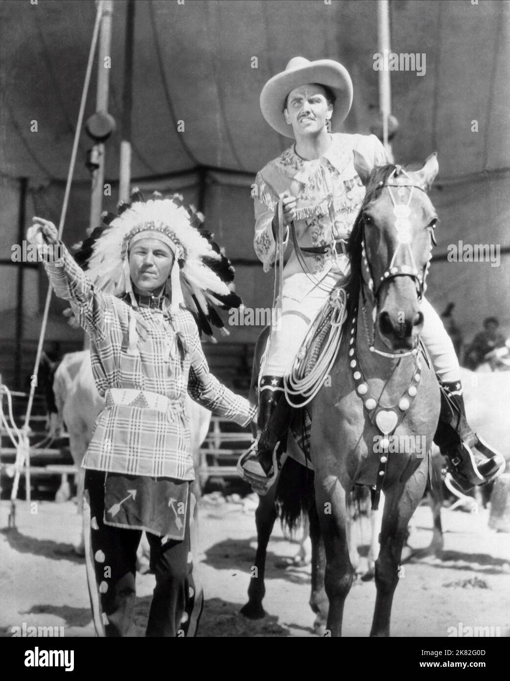 Annie oakley hi-res stock photography and images - Alamy