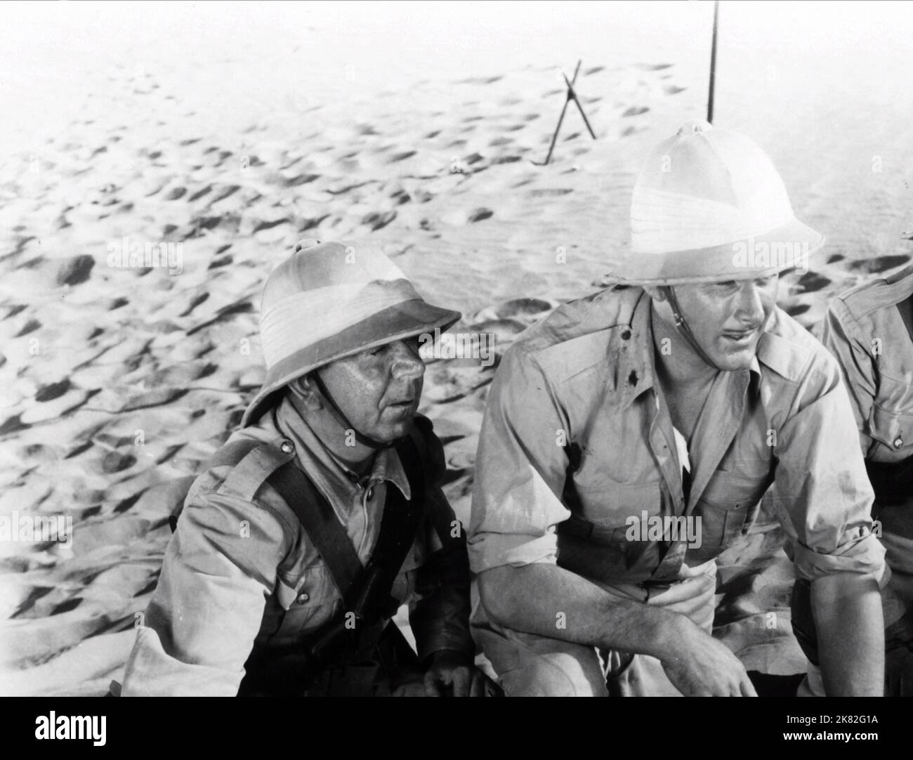 Herbert Mundin, Errol Flynn & Billy Bevan Film: Another Dawn (USA 1937 ...