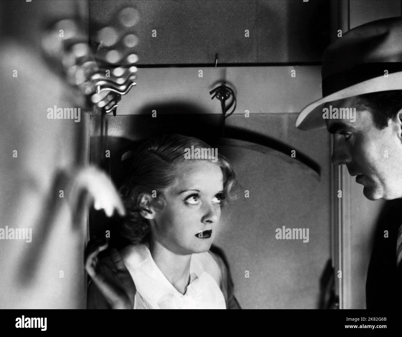 Bette Davis & Pat O'Brien Film: Bureau Of Missing Persons (USA 1933 ...