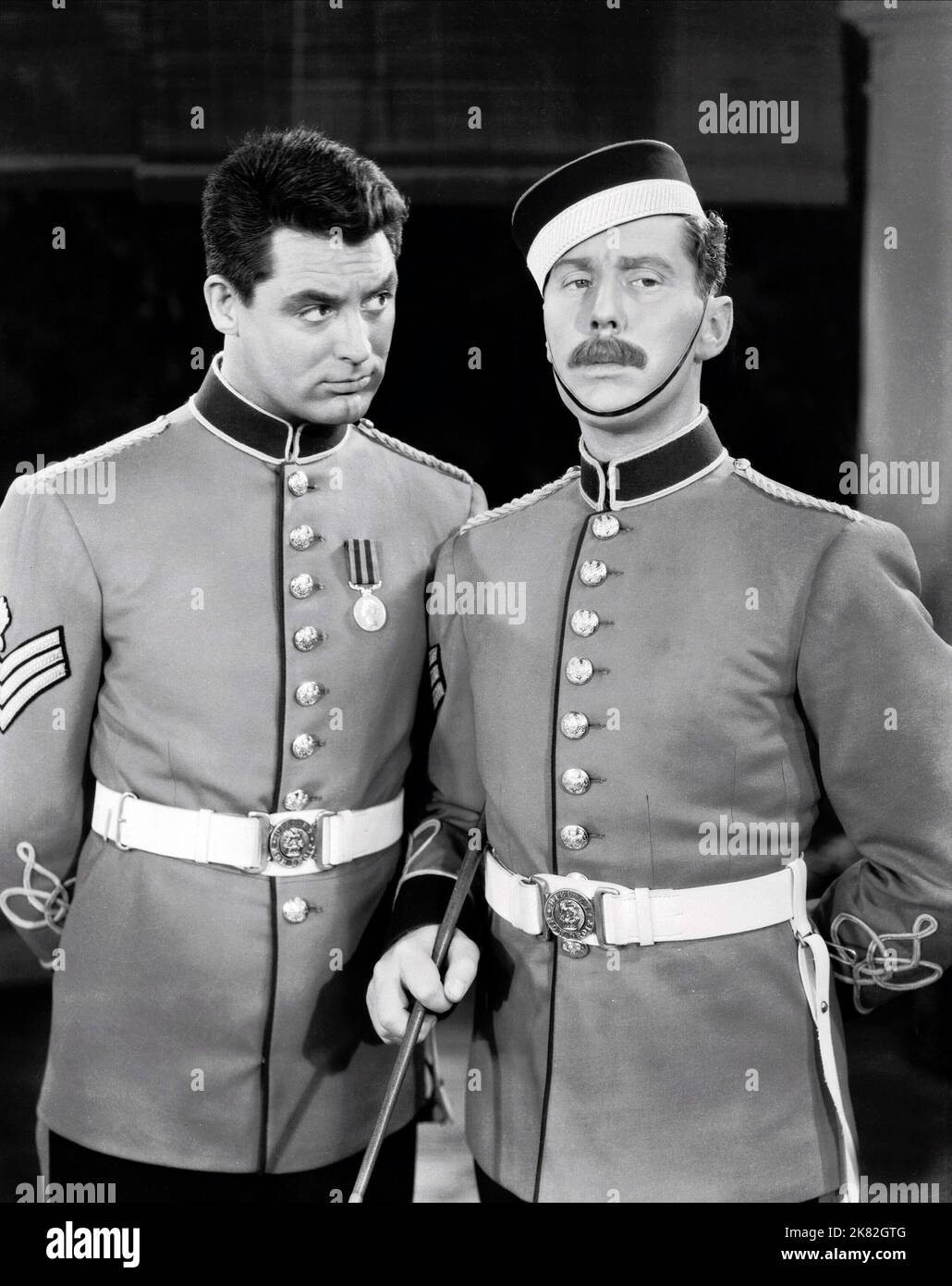 Cary Grant & Robert Coote Film: Gunga Din (USA 1939) Characters: Cutter ...