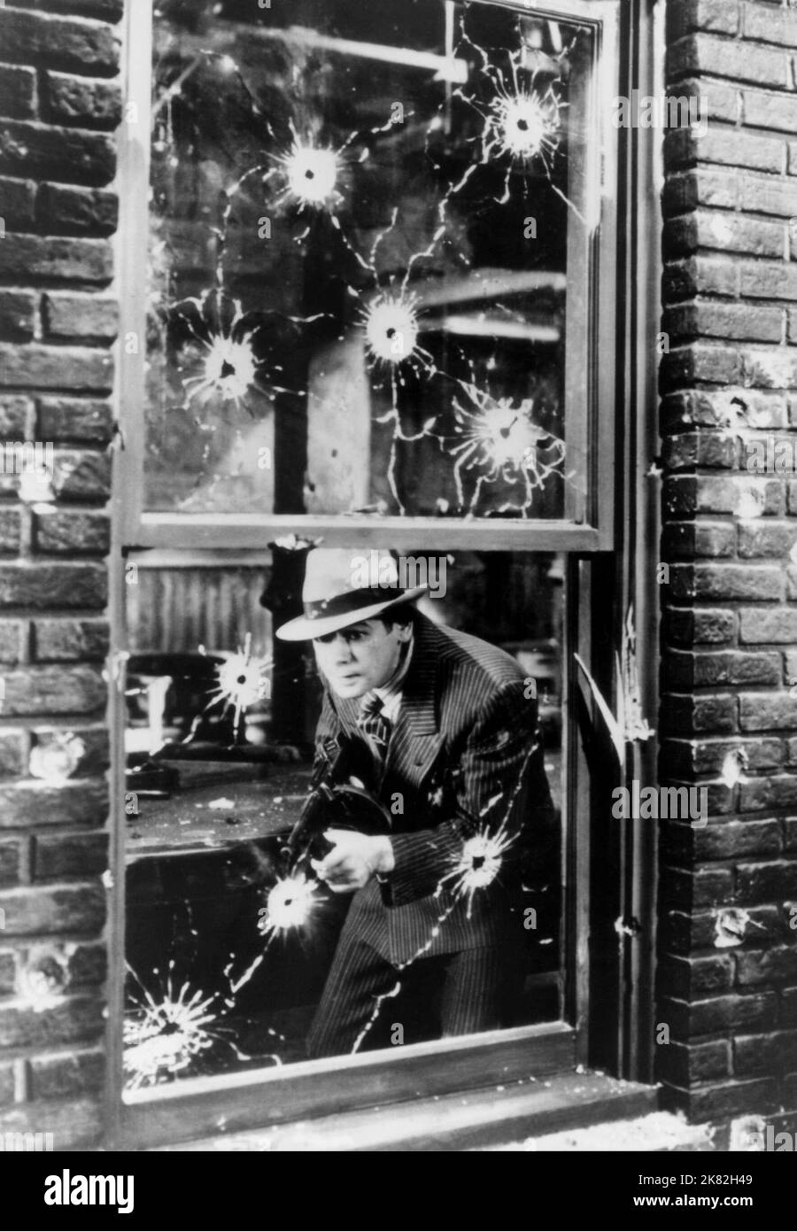 Paul Muni Film Scarface (USA 1932) Characters: Antonio 'Tony' Camonte ...