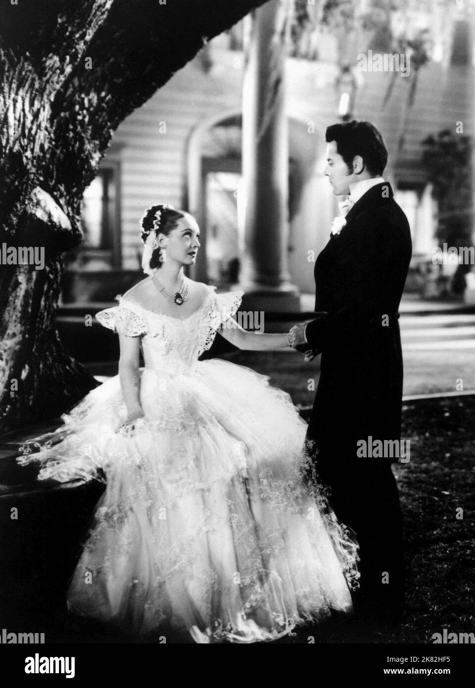 Bette Davis & Henry Fonda Film: Jezebel (1937) Characters: Julie ...