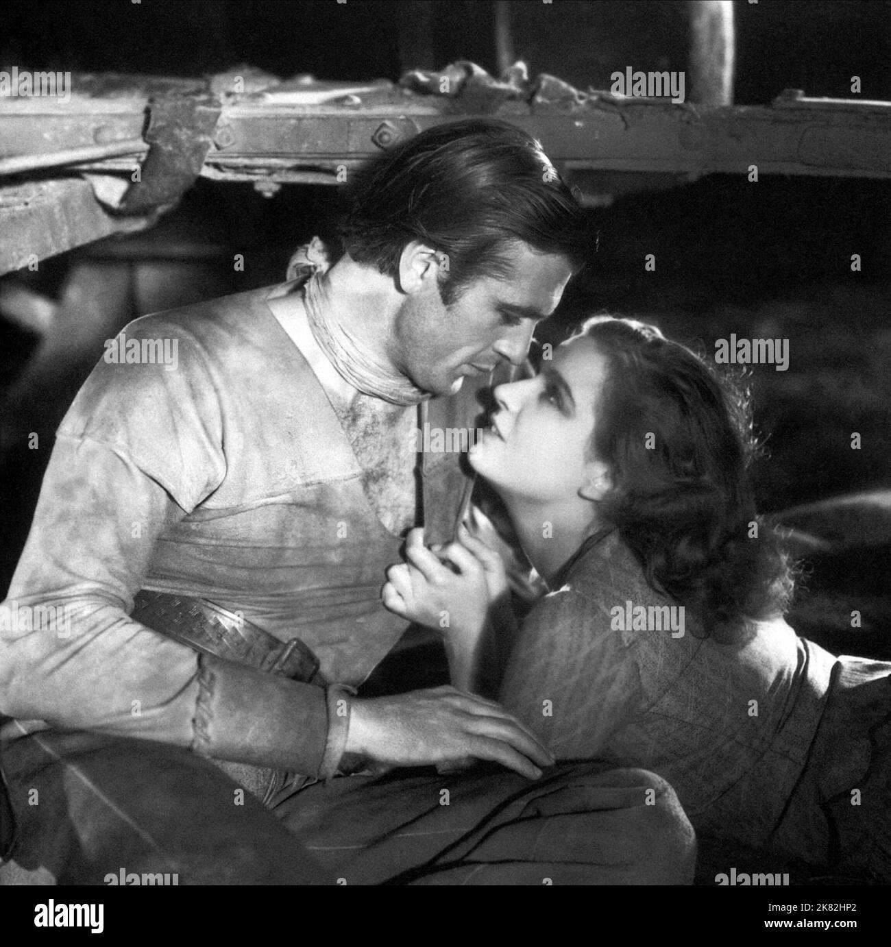 Gary Cooper & Lili Damita Film Fighting Caravans (1936) Characters ...