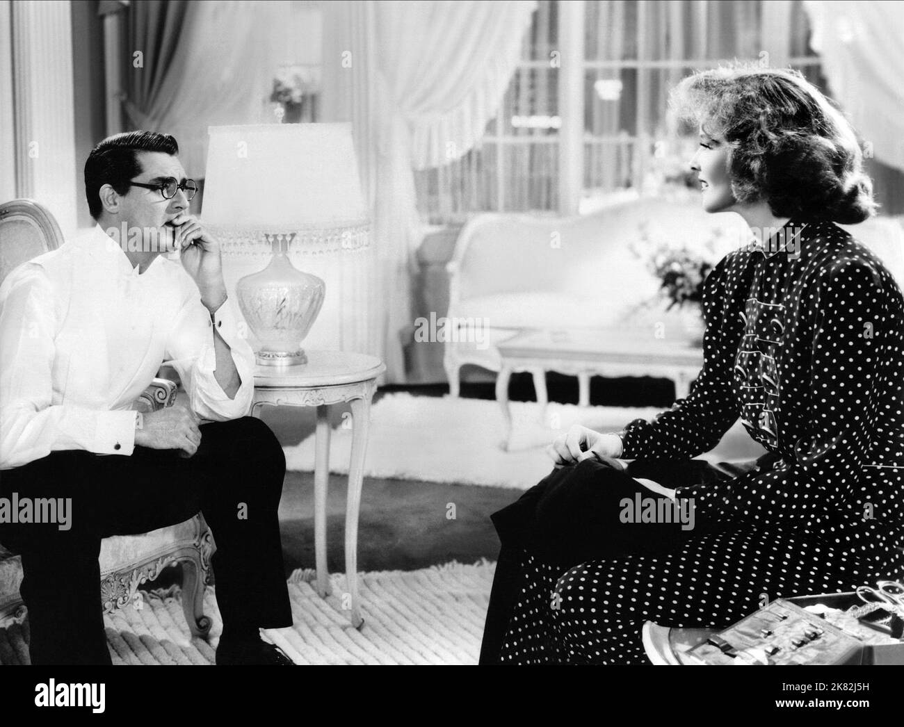 Cary Grant & Katharine Hepburn Film Bringing Up Baby (1938) Characters ...