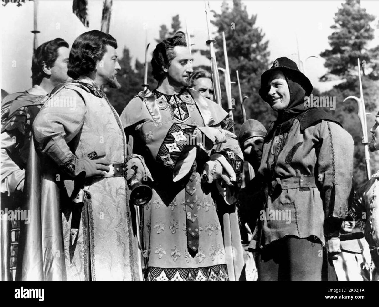 Claude Rains, Basil Rathbone & Errol Flynn Film: The Adventures Of ...
