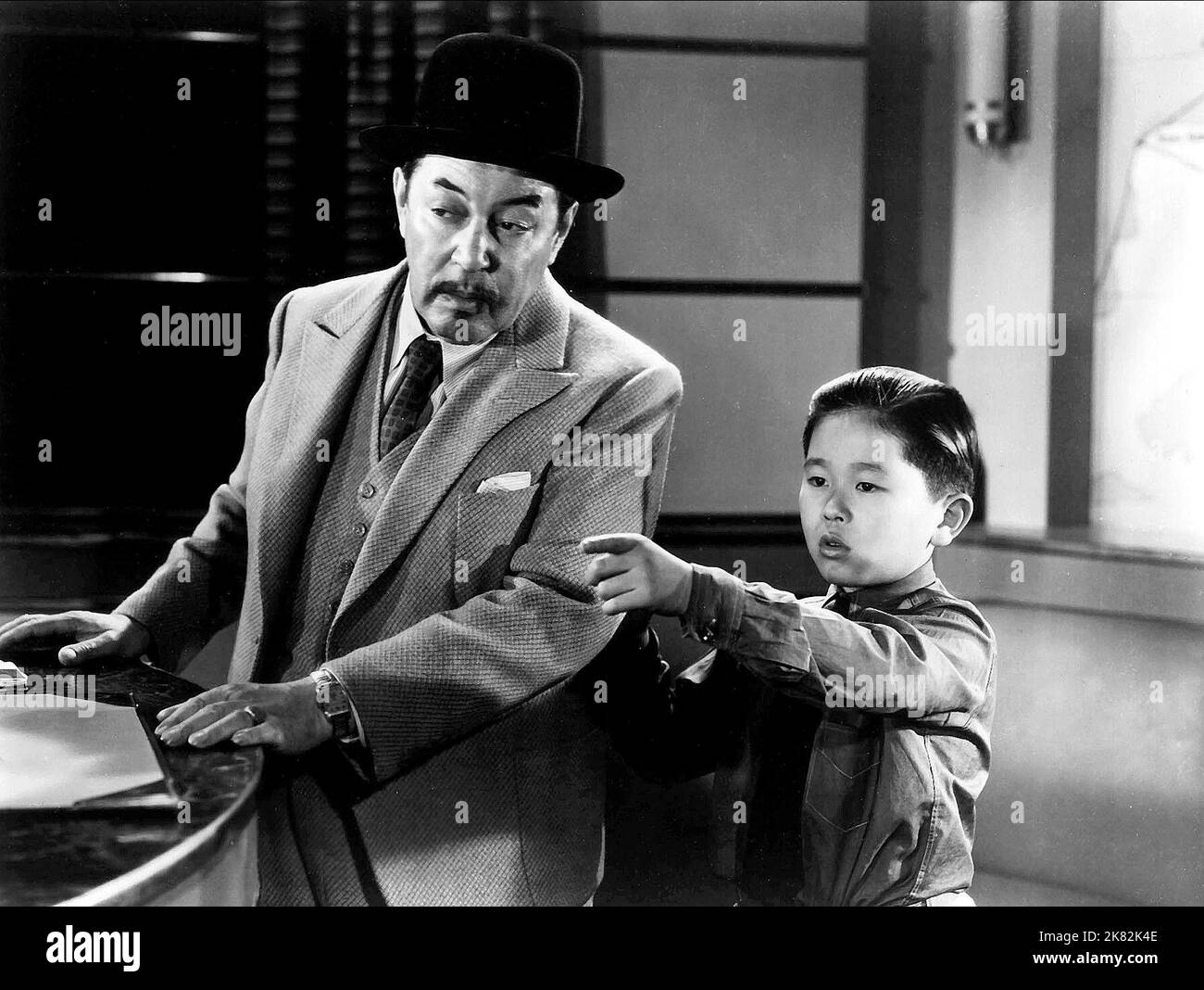 Warner Oland & Layne Tom Jr. Film: Charlie Chan At The Olympics (1937 ...