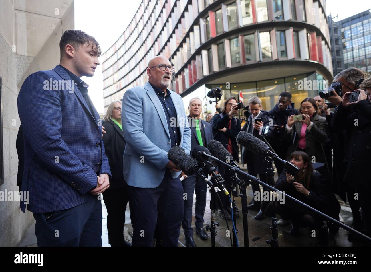 Family advisor Radd Seiger, talks the media with Harry Dunn's family ...