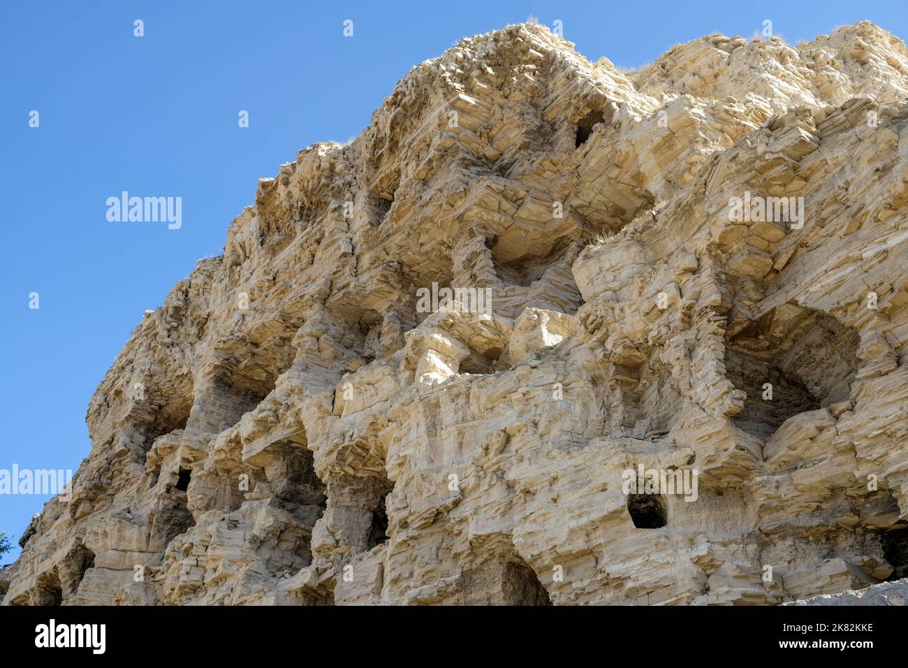 Prehistoric building hi-res stock photography and images - Alamy