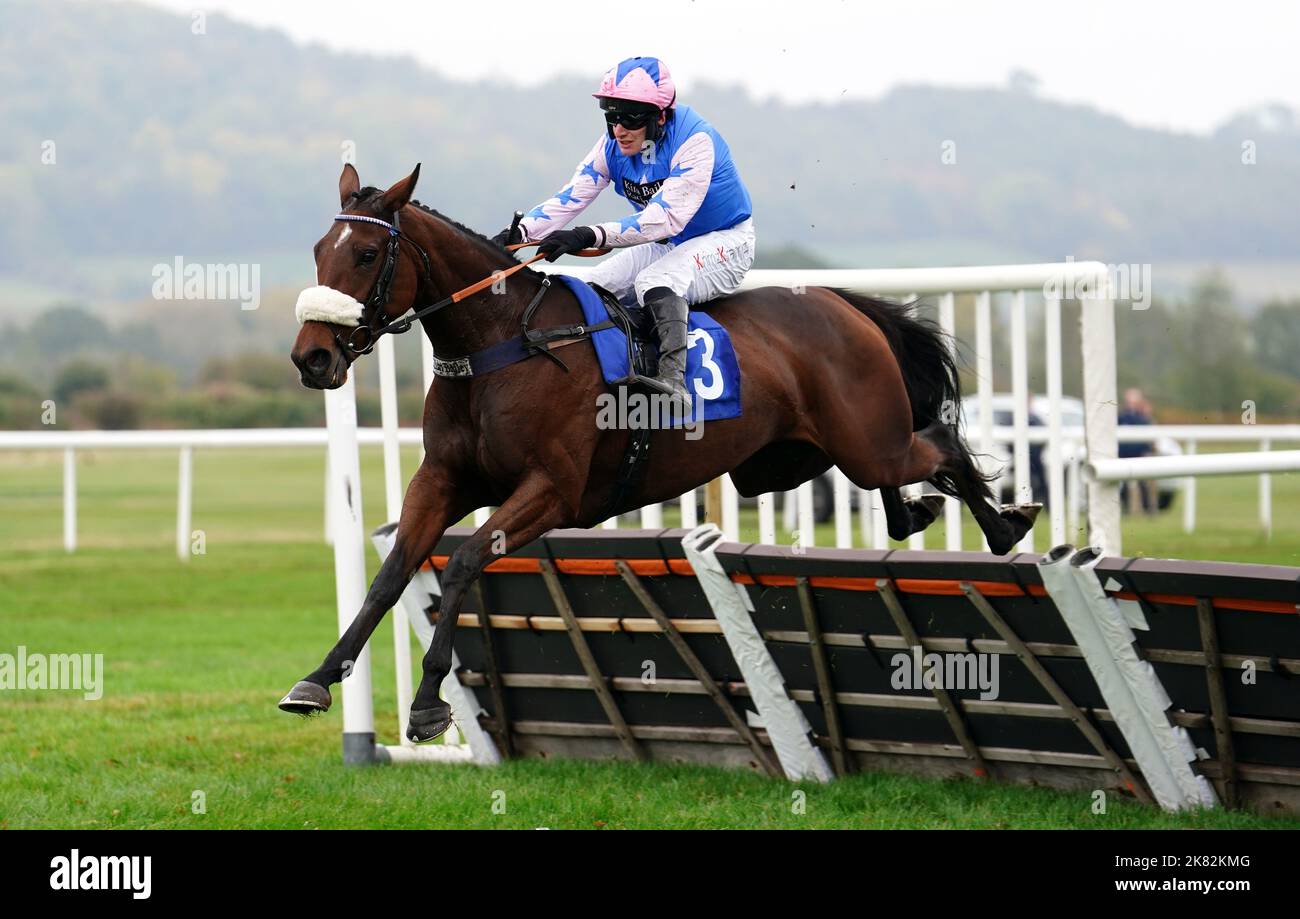 I Spy A Diva ridden by David Bass wins The Vince Burmingham 65 Not Out ...